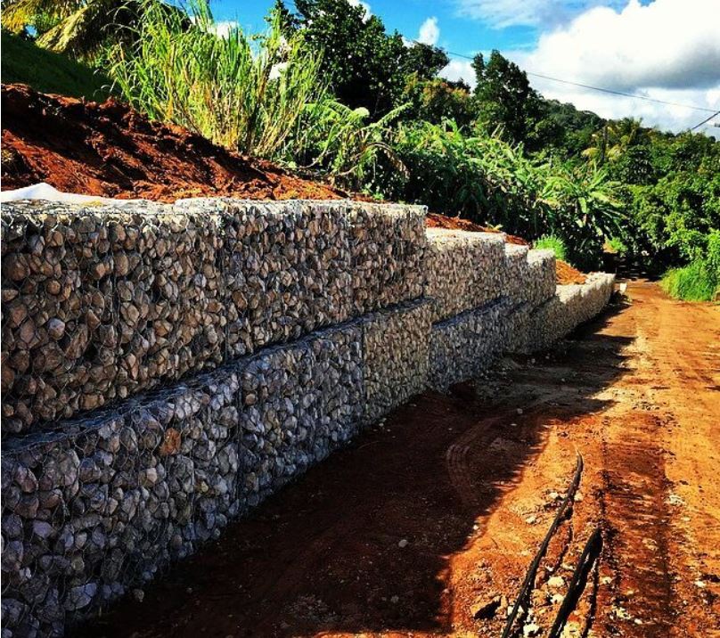 Reforzamiento de talud » INTECH